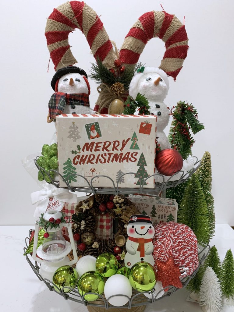 How to Style Your Tiered Stand for Christmas