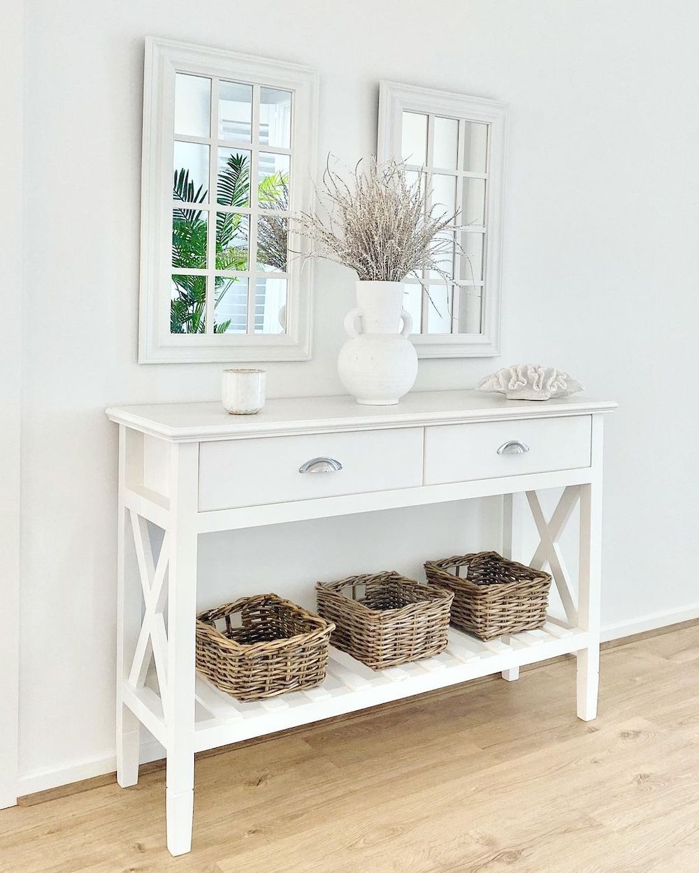 35 Coastal Console Tables with Seaside Style