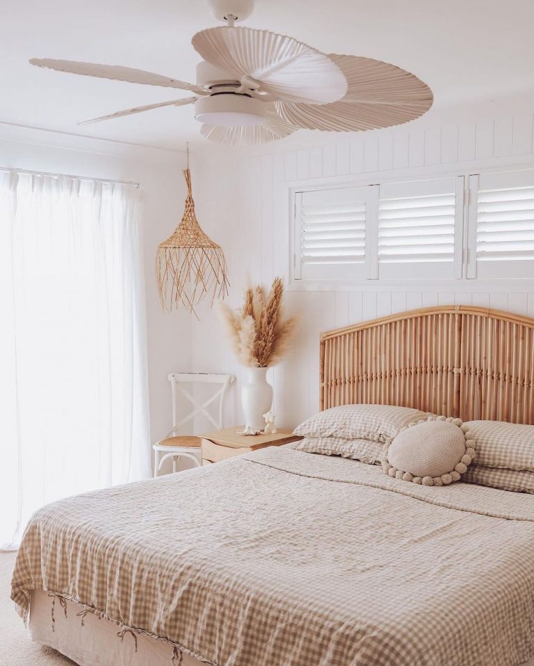 27 Best Inspirational Coastal Beds for Restful Nights