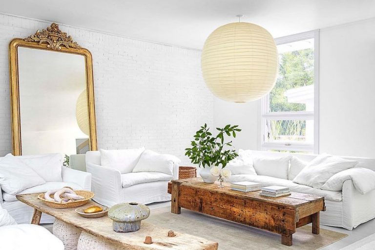 19 Classic White Sofas that are Comfy and Stylish to Today’s Homes
