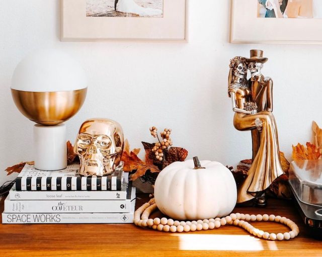 21 Halloween Decor Ideas for a Super Spooky Home!