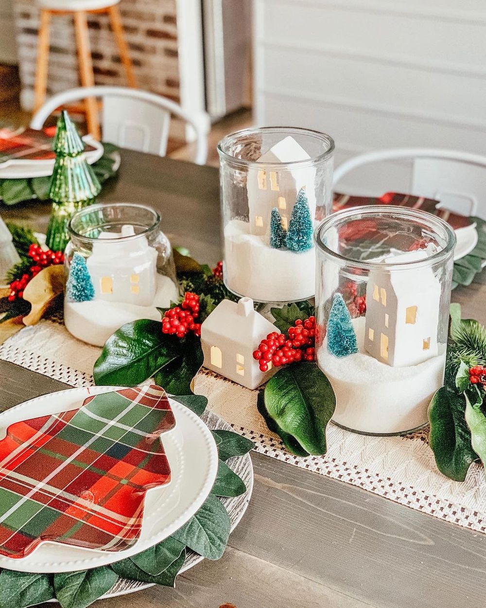24 Christmas Tablescape Ideas for a Festive Holiday Table