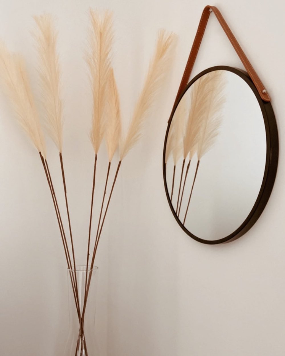Most Popular Round Mirrors with Strap Ideas to Style Your Home!