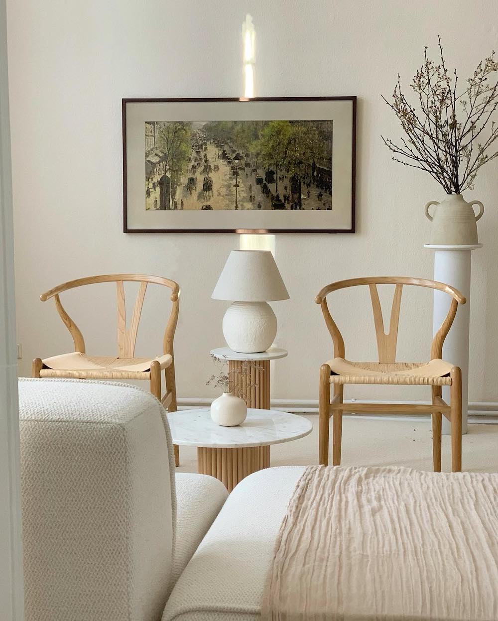 23 Neutral End Tables with Subdued Tones