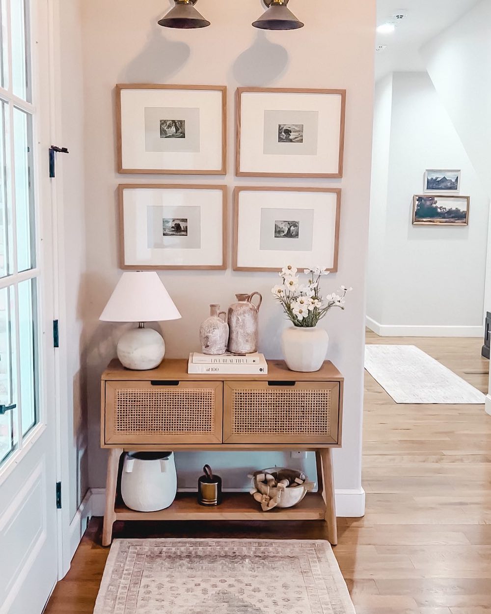 15 Neutral Entryway Decor Ideas with Big Style