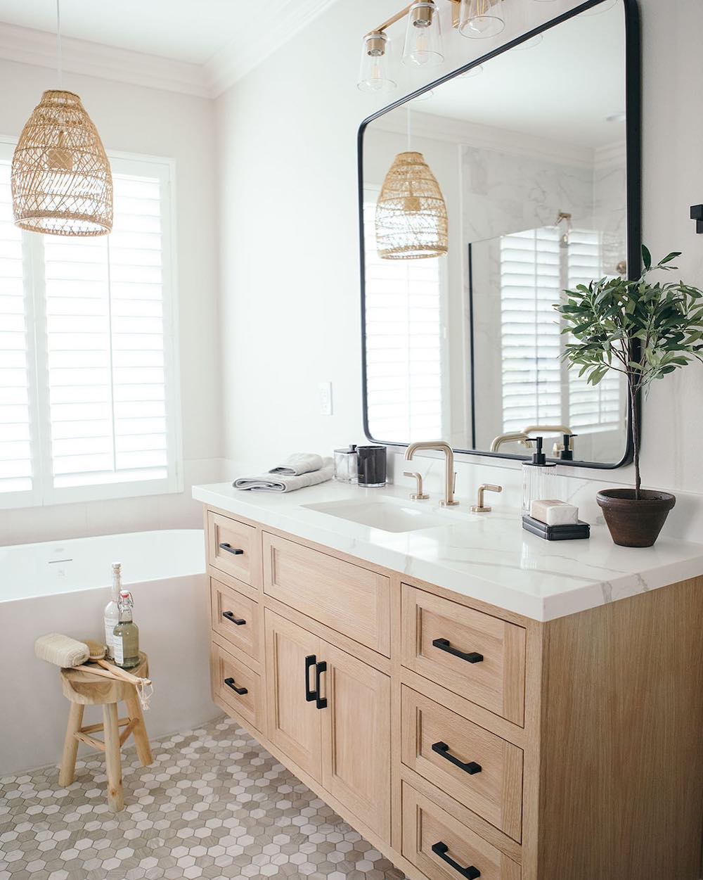 27 Neutral Bathroom Vanity Ideas for a Timeless Look