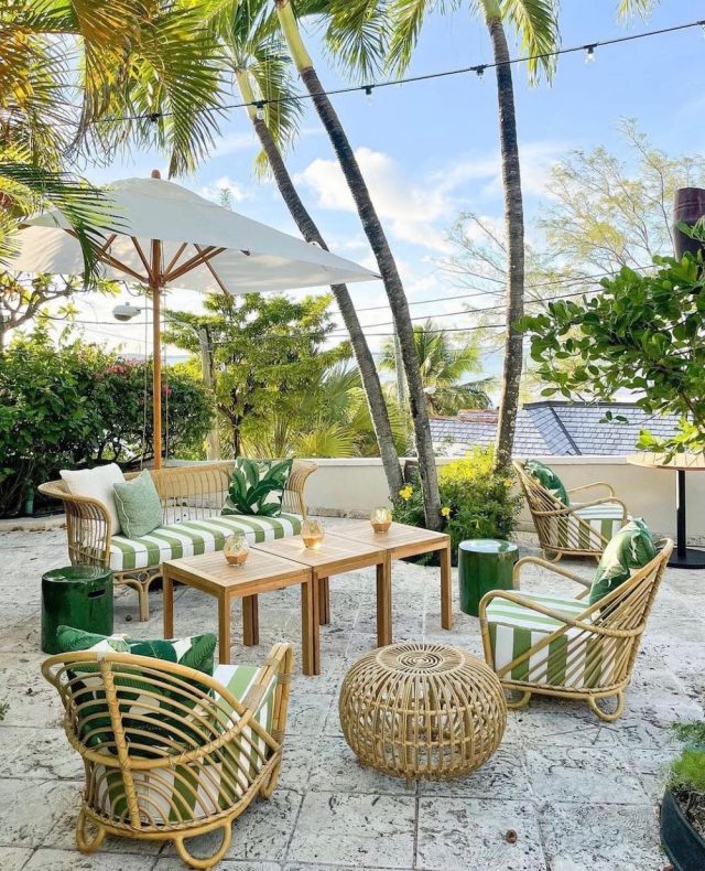 15 Patio Wicker Sofas to Create an Unforgettable Outdoor Space