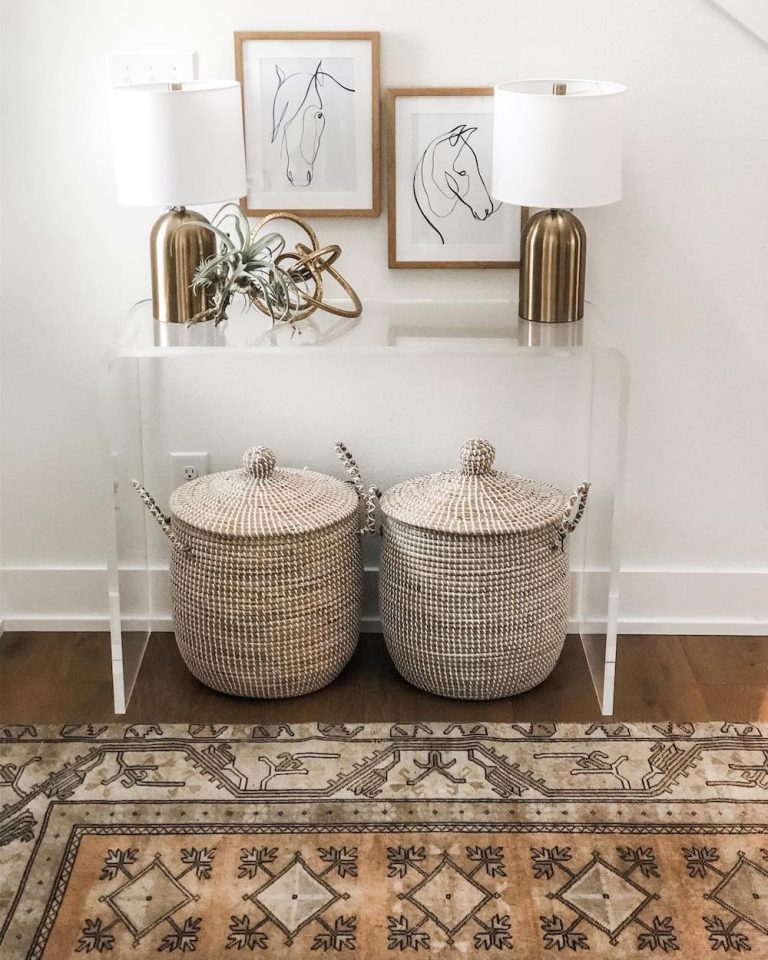 14 Acrylic Console Styling Ideas for a Modern Home Decor
