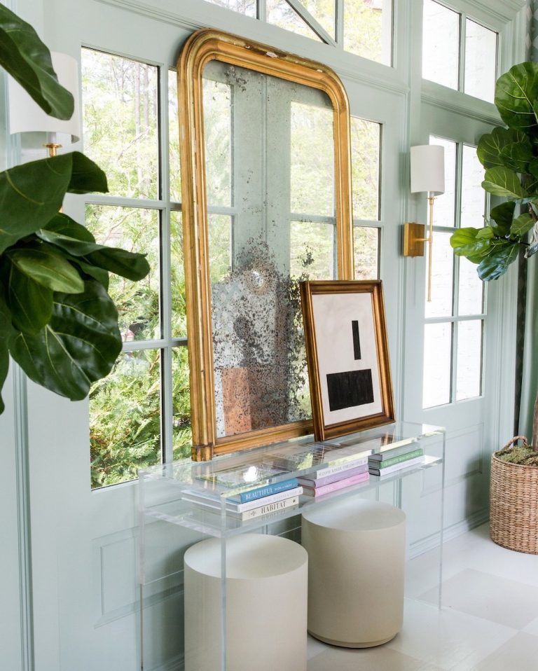 14 Acrylic Console Styling Ideas for a Modern Home Decor
