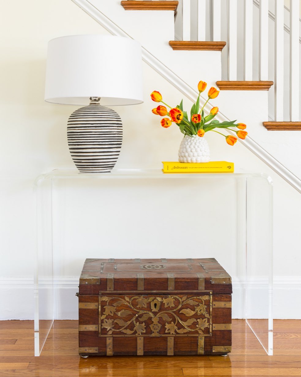 14 Acrylic Console Styling Ideas for a Modern Home Decor